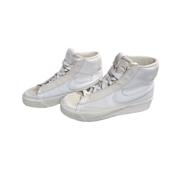 Nike | Shoes | Nike Blazer Mid Round Toe Rubber Sole Laceup Blended ...